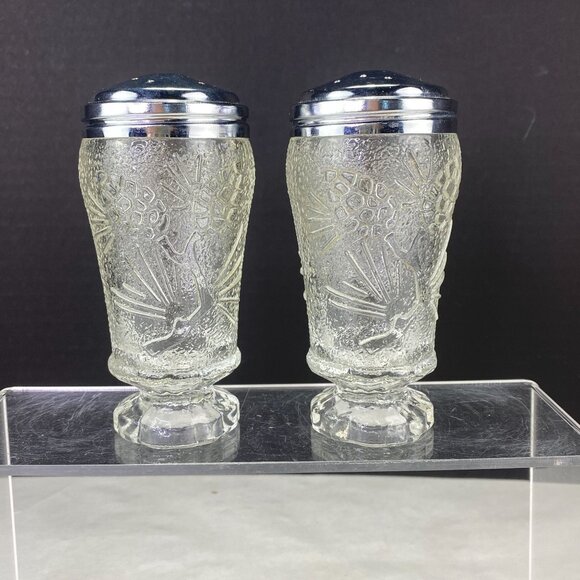 Tiara | Kitchen | Vintage Tiara Ponderosa Pine Glass Salt And Pepper ...
